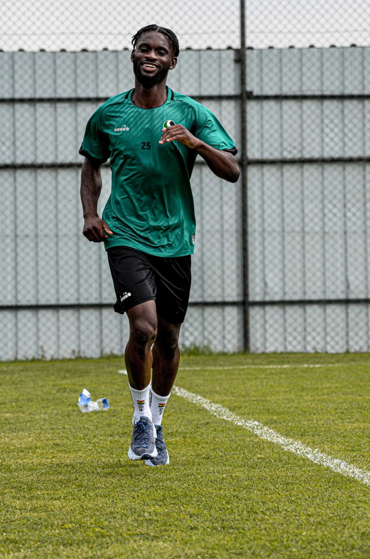 Donkor ilk antrenmanına çıktı - Haberfokus